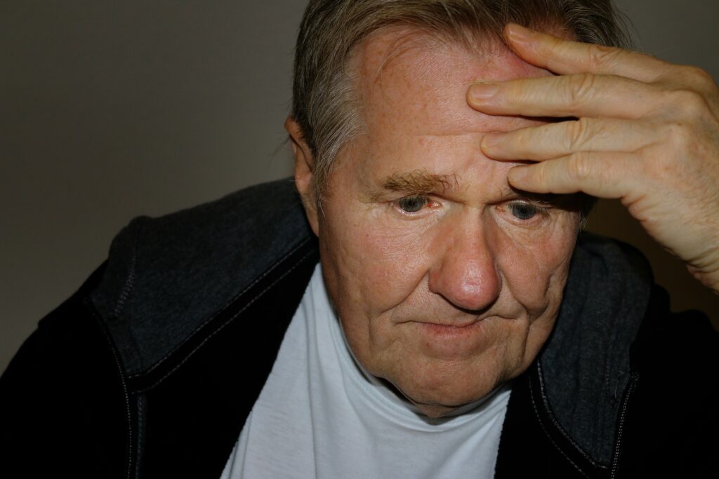 【英語】predict/forecast/foretell(予言・予測する)の意味の違いと使い分け